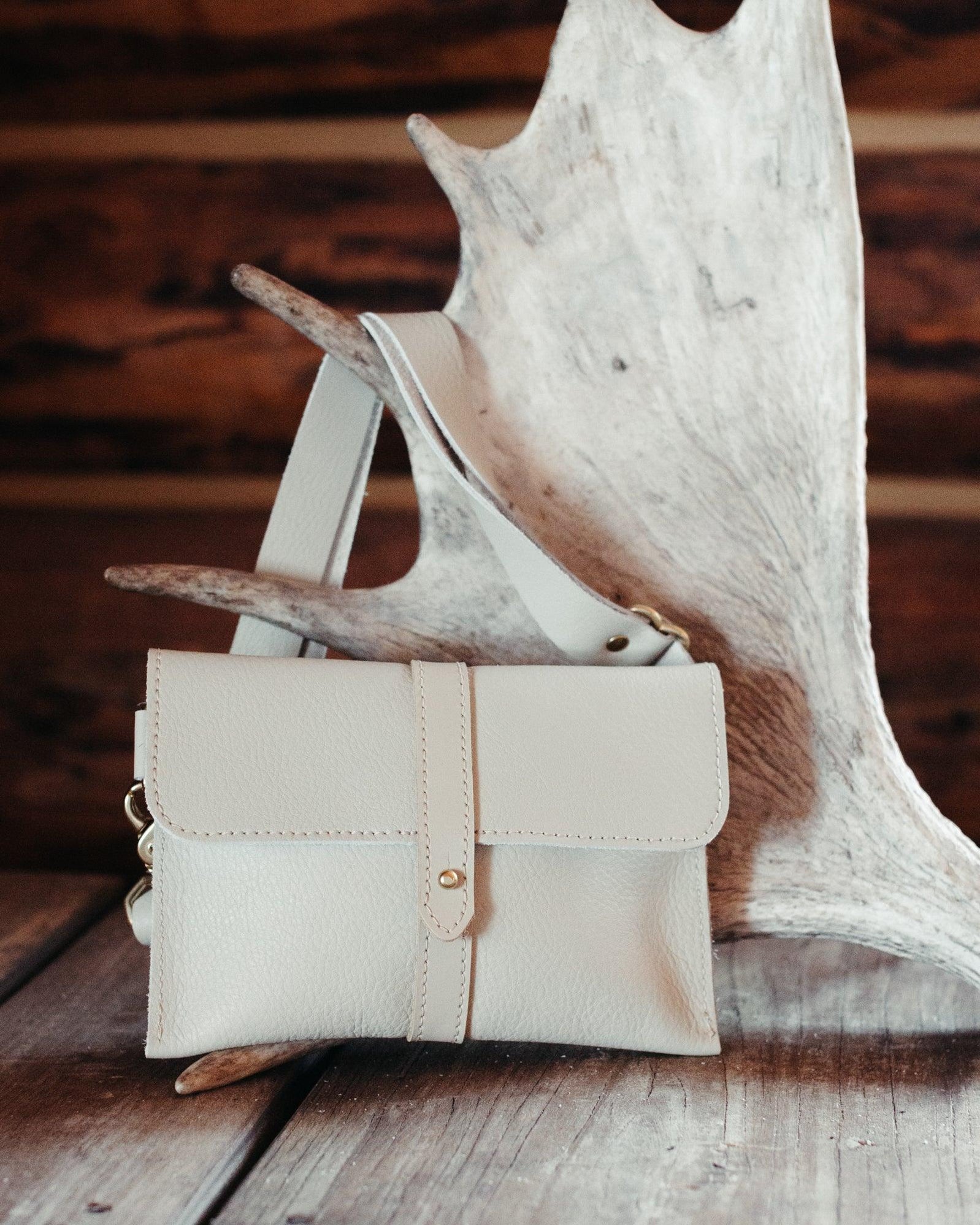 HIP POUCH– Crossbow